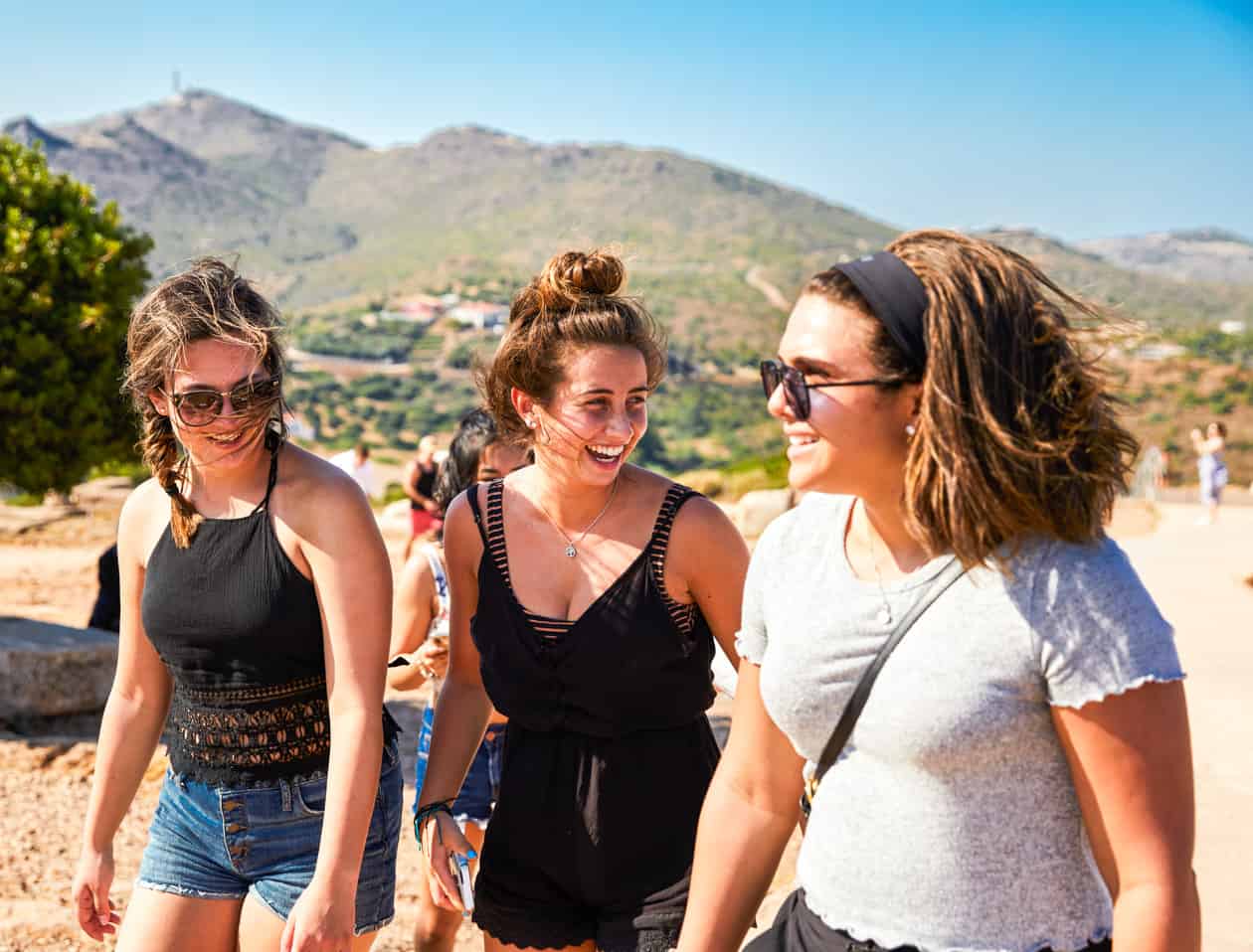 Tell Your Friends - Atlantis Pre Med Programs